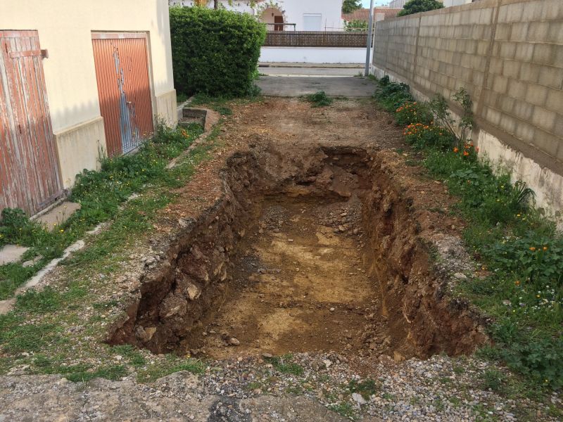 Création de puisard de drainage d'eau pluviale à Miramas - Travaux de ...